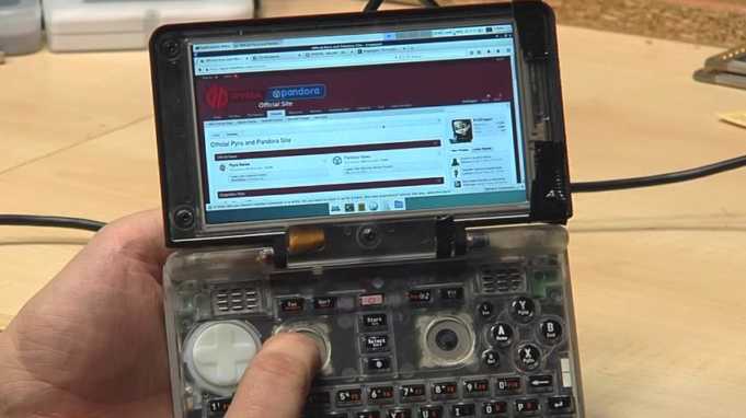 Linux Handheld Computer 'Pyra' - Prototype Of Open Source Device