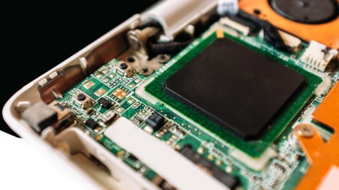 What’s Inside My Smartphone: Guide on smartphone components!