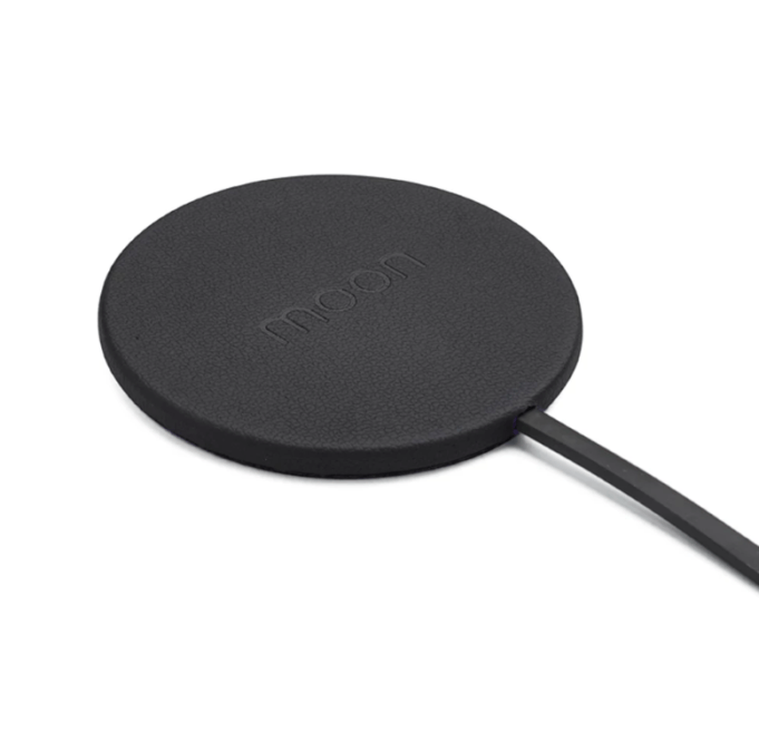 Moon Wireless Charger Review: Small Wireless Charger You Need