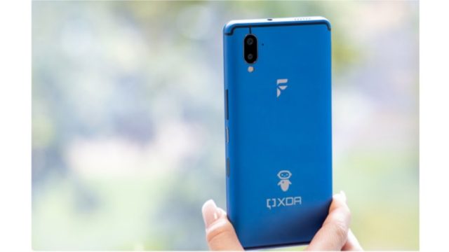 F(X)tec Pro-1-X Launched With LineageOS & Ubuntu: Really Pro?