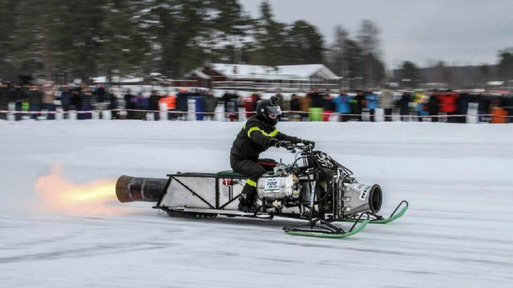 This Overpowered Snowmobile Has A Jet Engine Strapped On Its Back ...