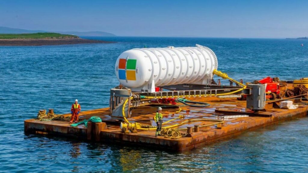 Microsoft's Underwater Data Center Can Improve Internet Speed - Fossbytes