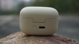 Sony WF-LS900N Review (LinkBuds S): Great Sound, Supreme Comfort ...