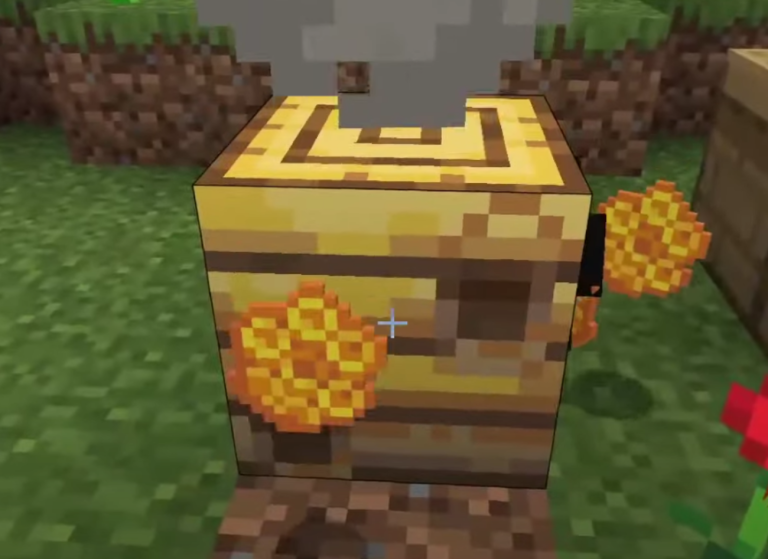 How to Get Honeycomb in Minecraft? - Fossbytes