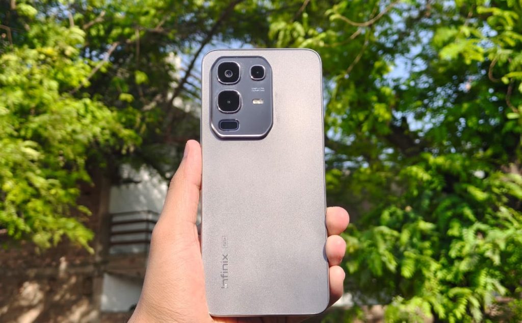 Infinix Note 50x Review: Best Phone Under INR 12K Segment? - Fossbytes
