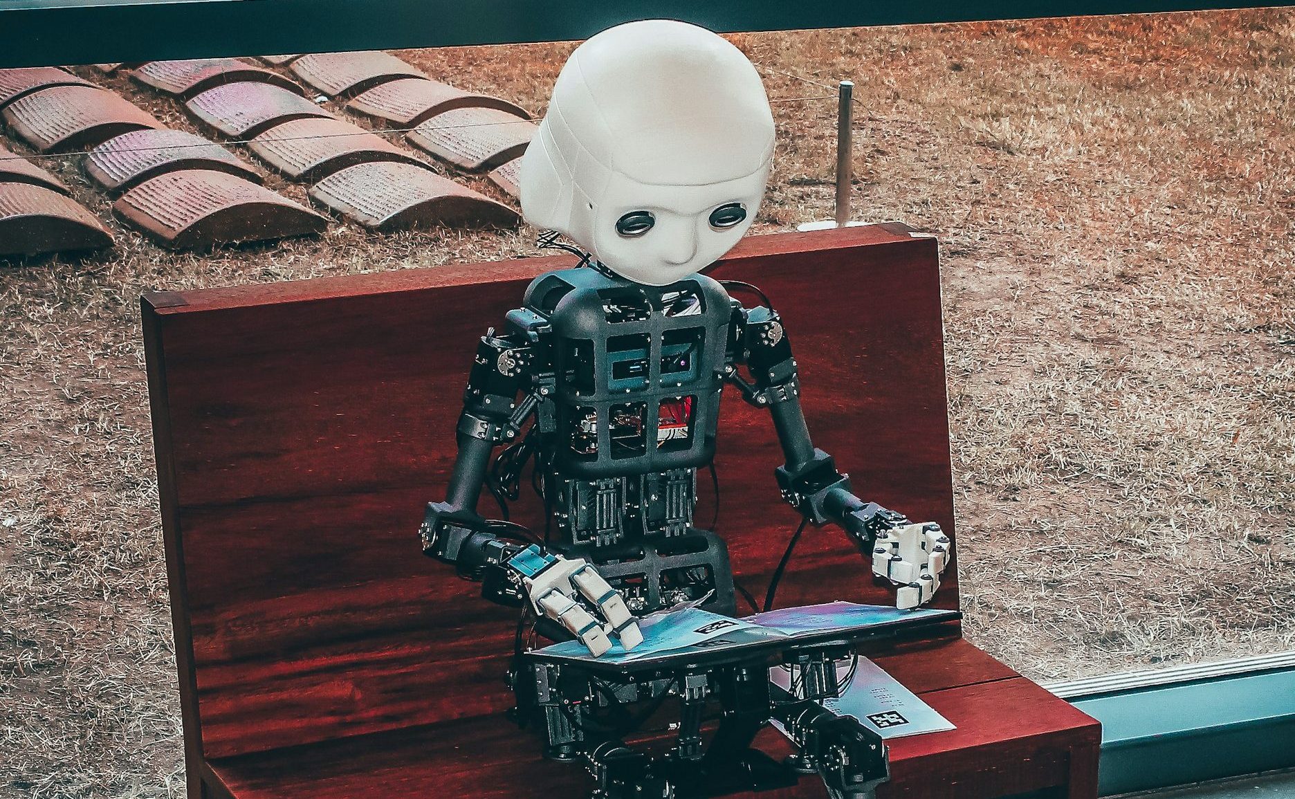 What are Humanoid Robots? - Fossbytes